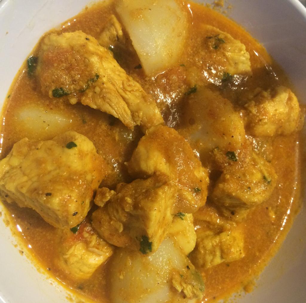 Kuku Bizari/ Curry Chicken - Whams Cafe